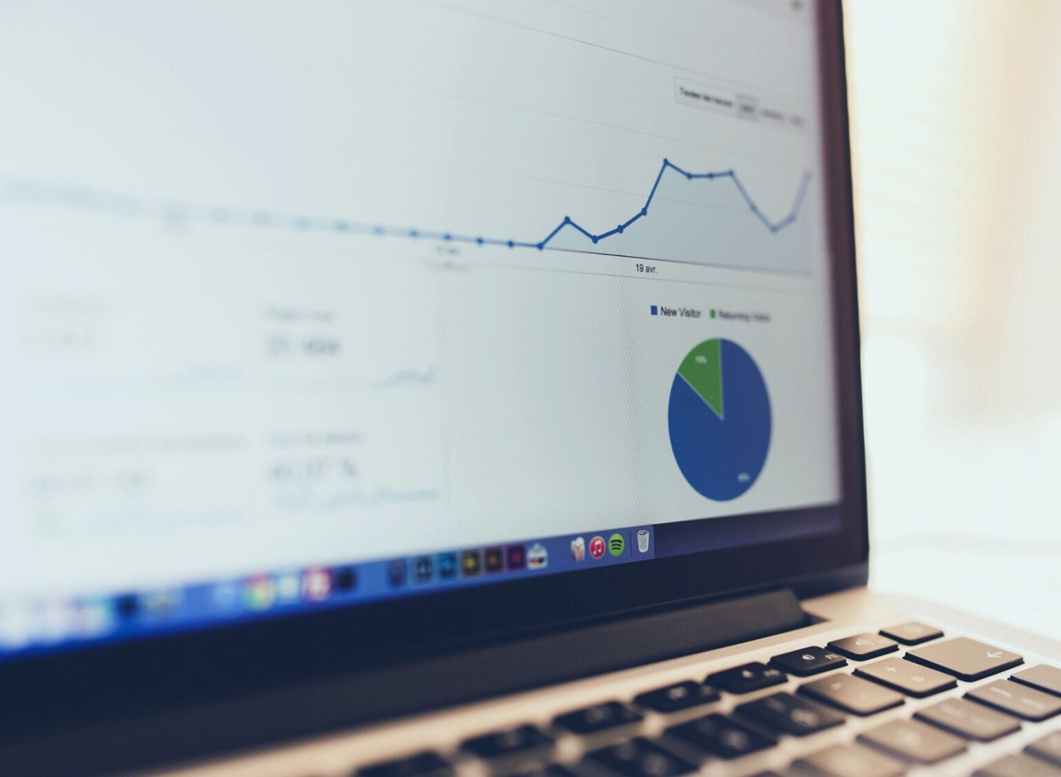 How to Become a Help Desk Technician | SCI