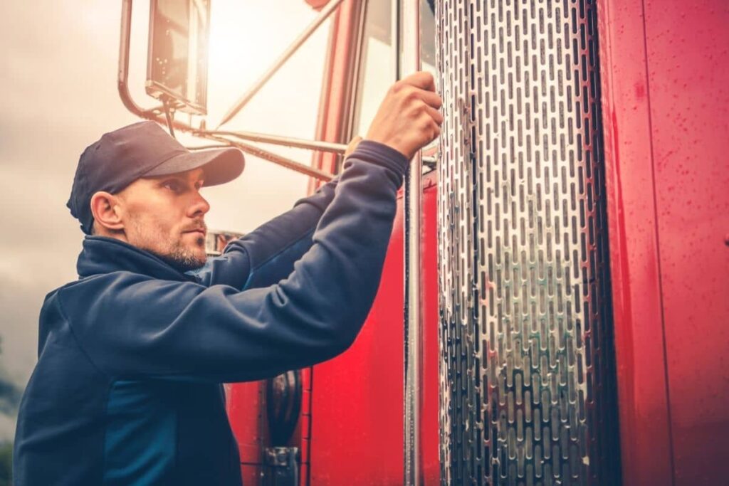 How to Get a Commercial Driver’s License (CDL) in 2021 | SCI