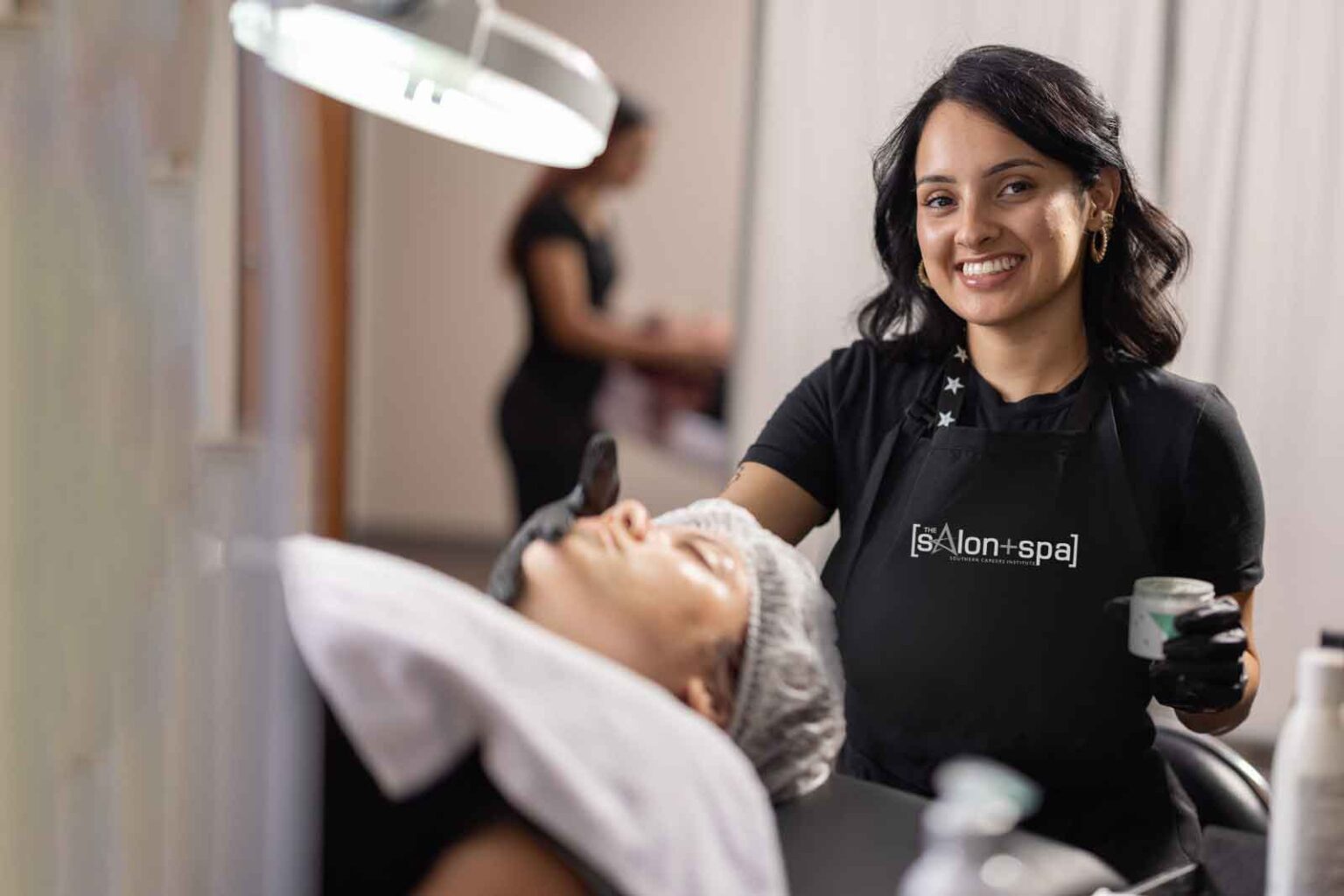 What Is an Esthetician and Where Do Estheticians Work